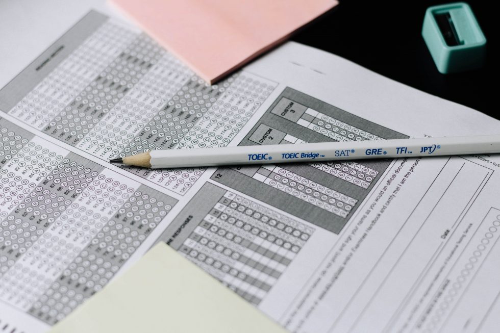 English Proficiency Tests 2025 - Types, Structure, Fees! - UniCreds Blog